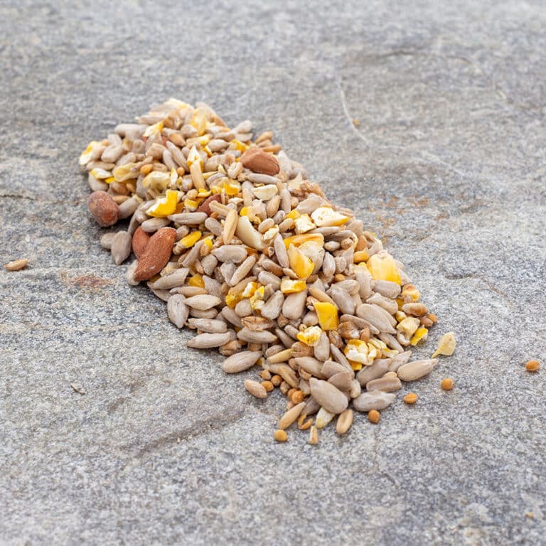 Wild bird mix, no mess 15 kg - Enkel og nærende fuglefoder til vilde ...